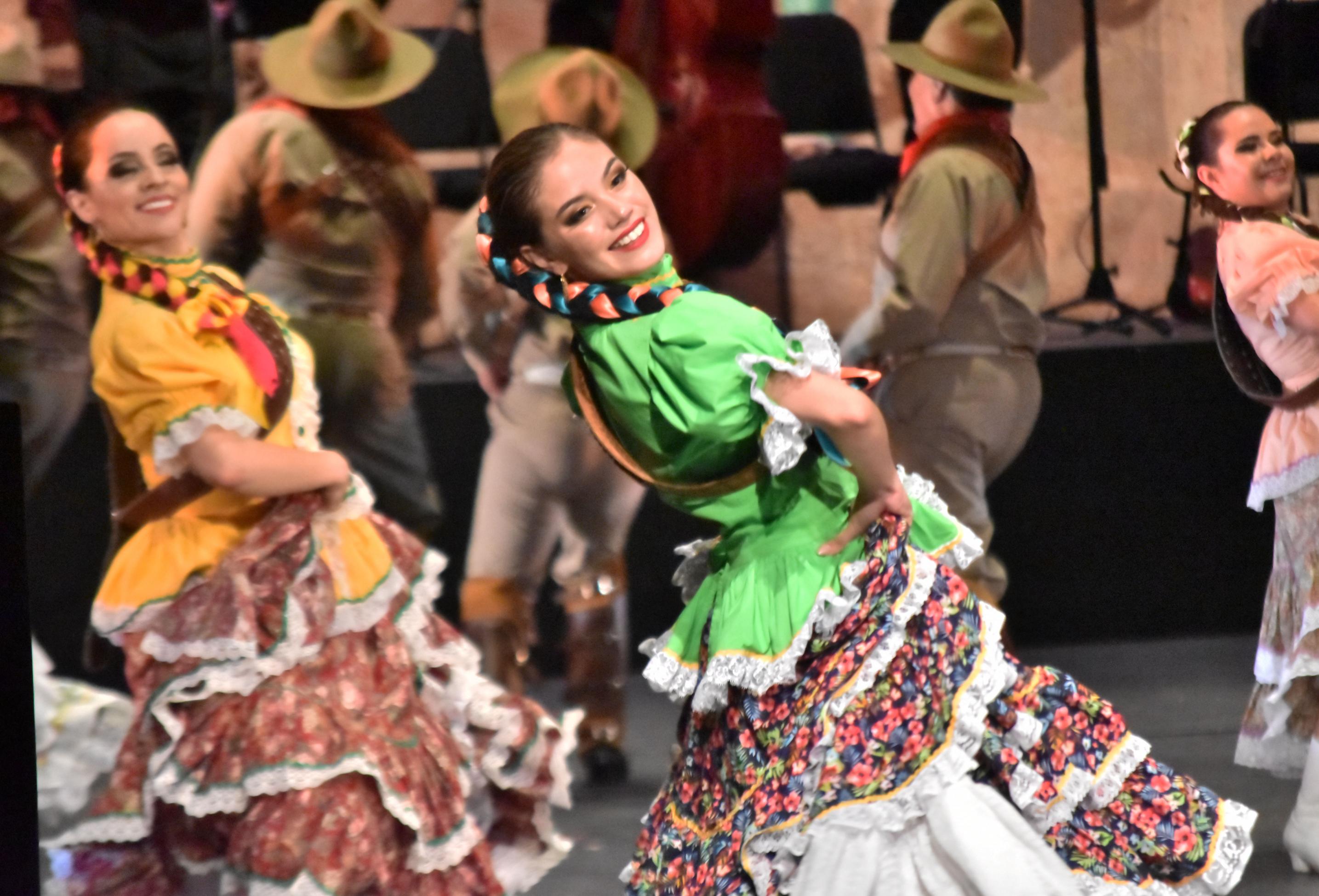 Compañía de Danza Folklórica de la Universidad Autónoma de Chihuahua ...