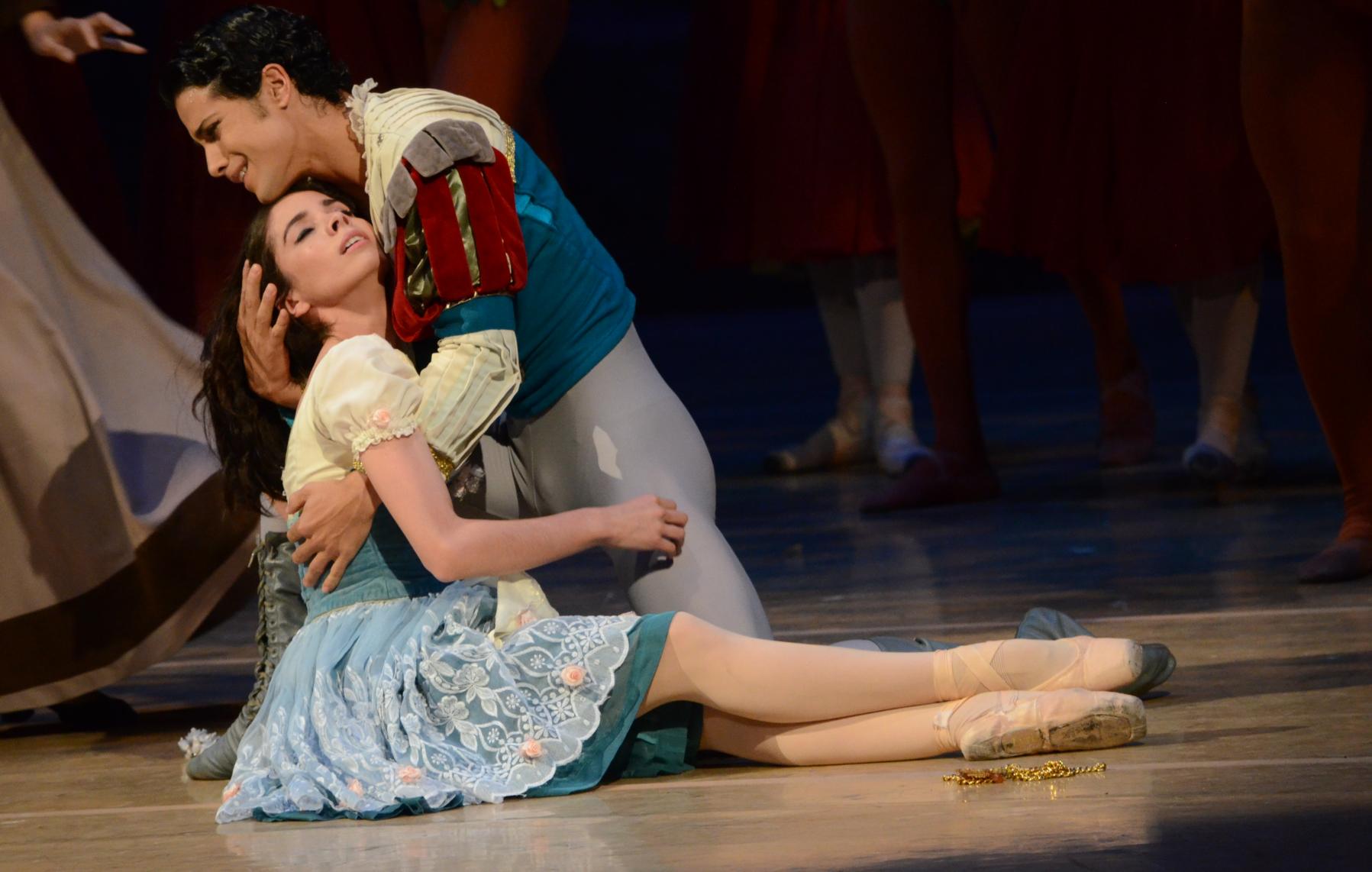 Un deleite visual y coreográfico ofreció la Compañía Nacional de Danza ...