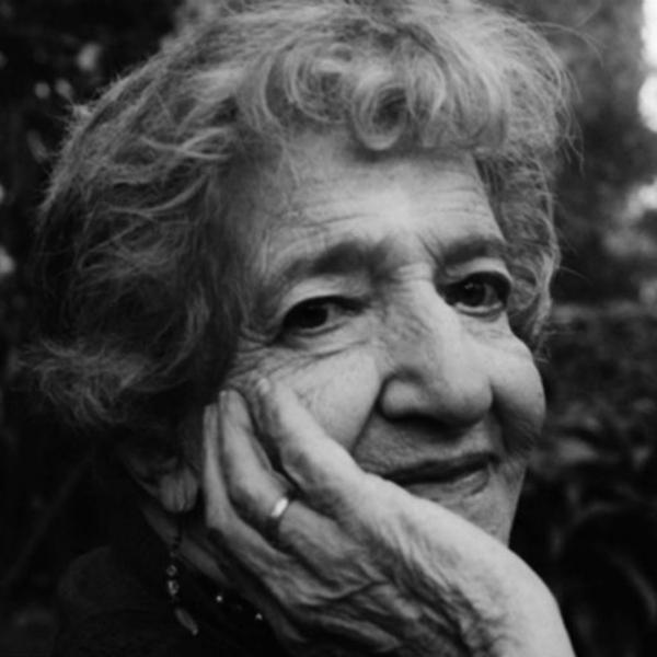 Mireya Cueto, dramaturga y narradora mexicana, promotora del arte de ...