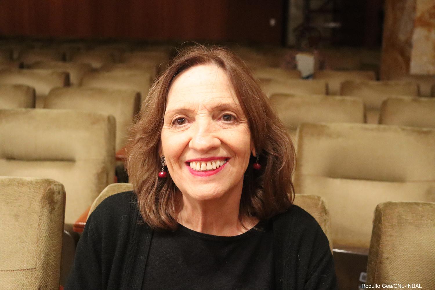ANA GARCÍA BERGUA OBTIENE EL PREMIO BELLAS ARTES DE LITERATURA INÉS ...